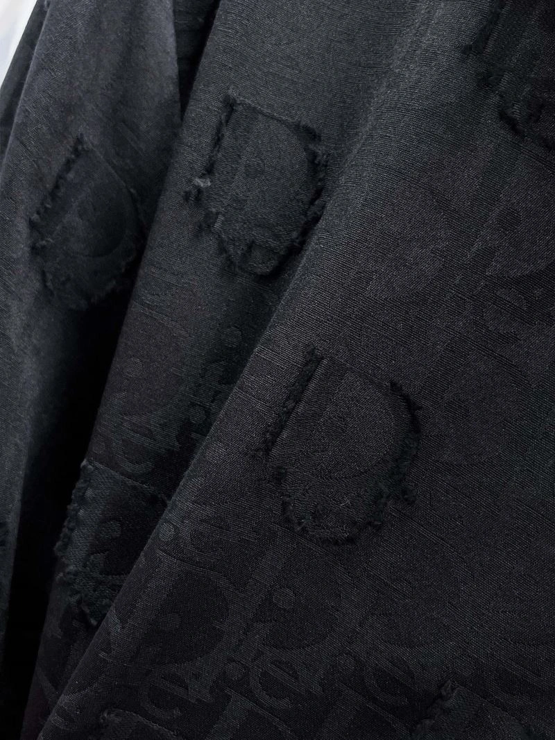 Accurate model Christian Dior Outwear
