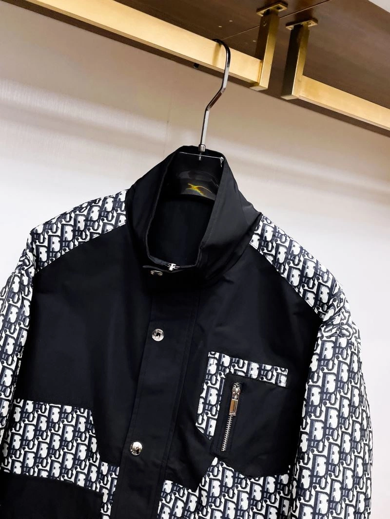 Indistinguishable Christian Dior Outwear