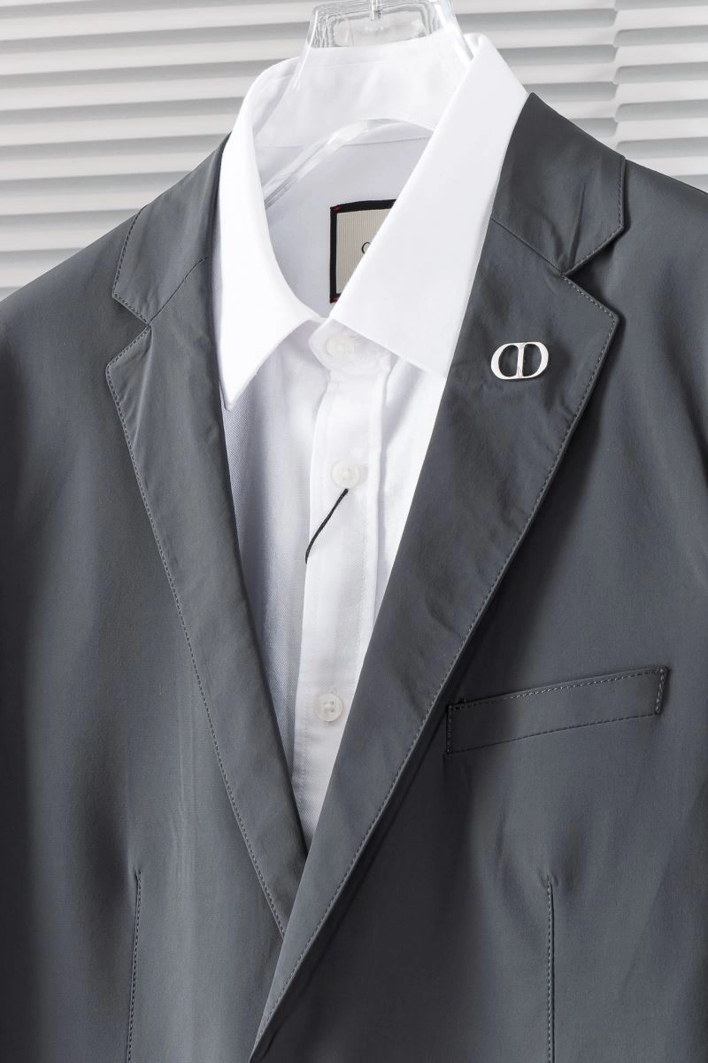 Indistinguishable Christian Dior Outwear