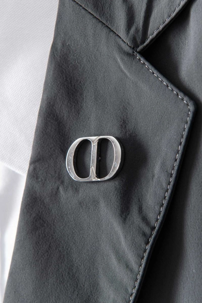 Indistinguishable Christian Dior Outwear
