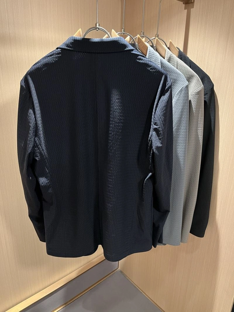 Top mirror Christian Dior Outwear
