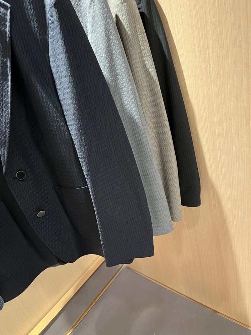 Top mirror Christian Dior Outwear