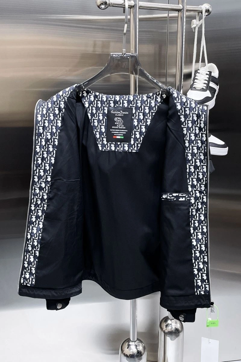 Indistinguishable Christian Dior Outwear