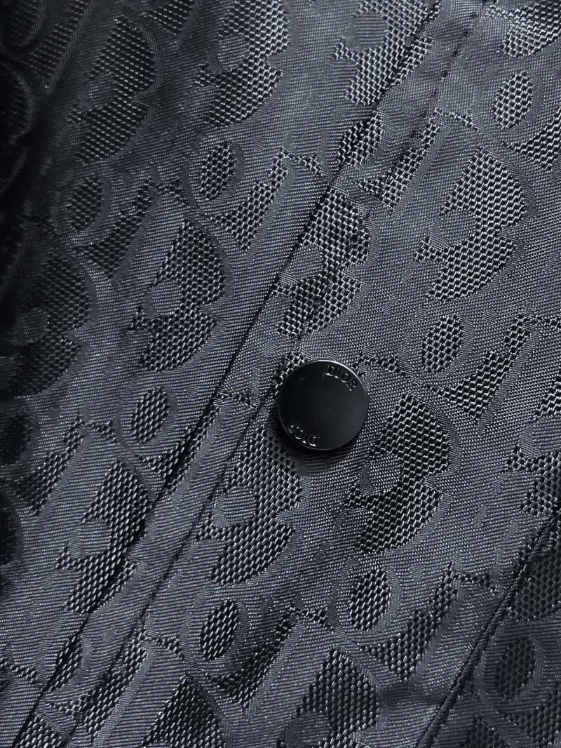 Indistinguishable Christian Dior Outwear