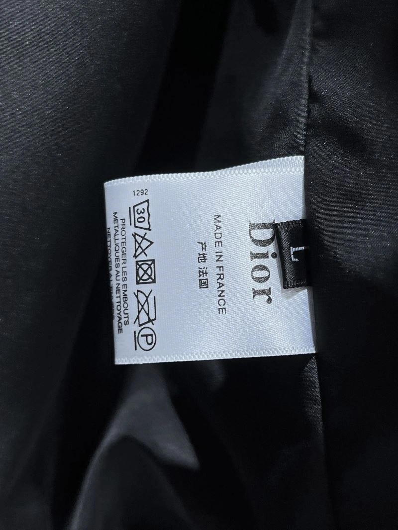 Indistinguishable Christian Dior Outwear