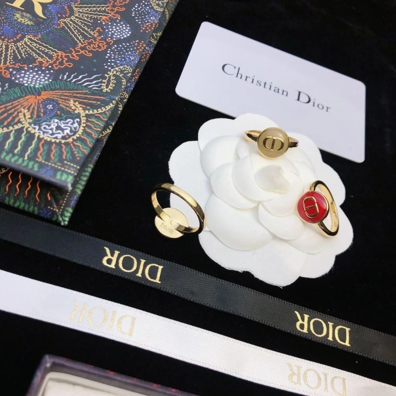 Top mirror Christian Dior Rings