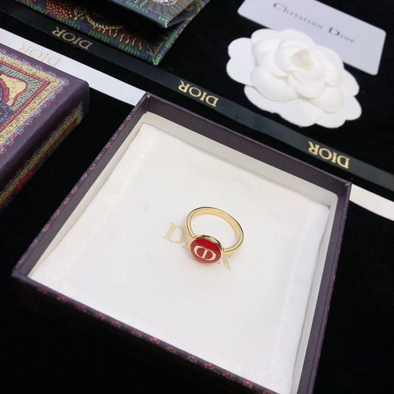 Top mirror Christian Dior Rings