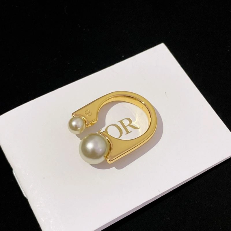 Top mirror Christian Dior Rings