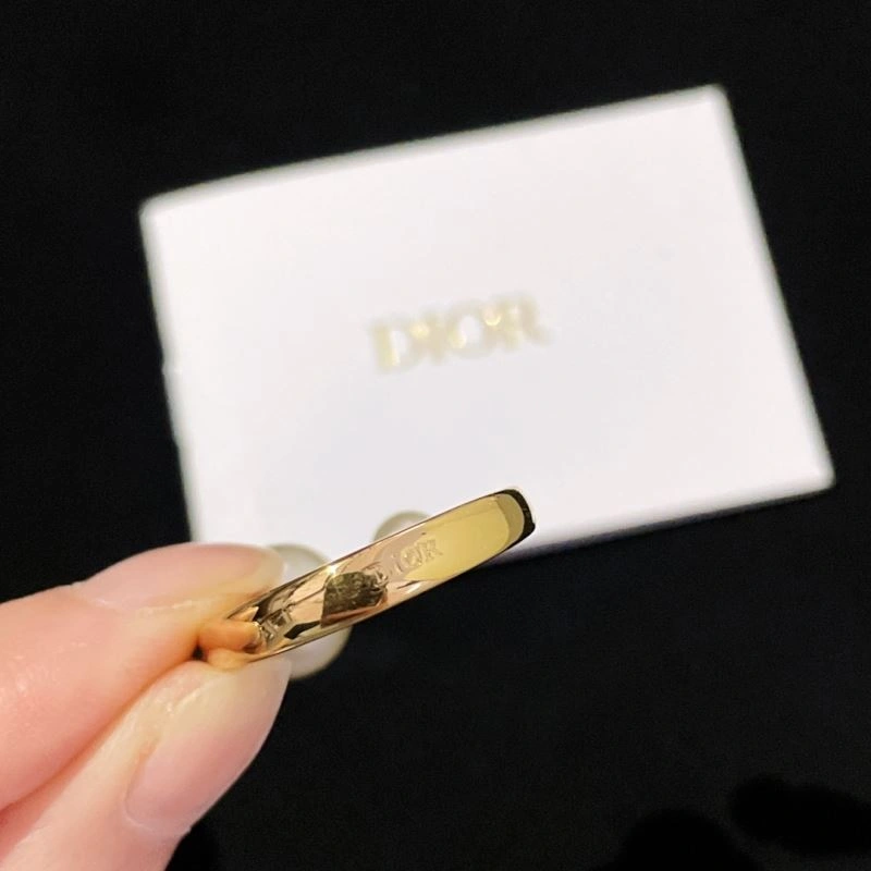 Top mirror Christian Dior Rings