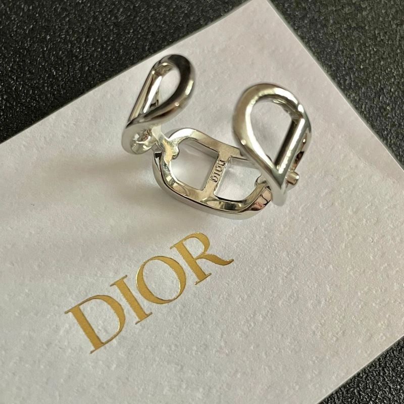 Top mirror Christian Dior Rings