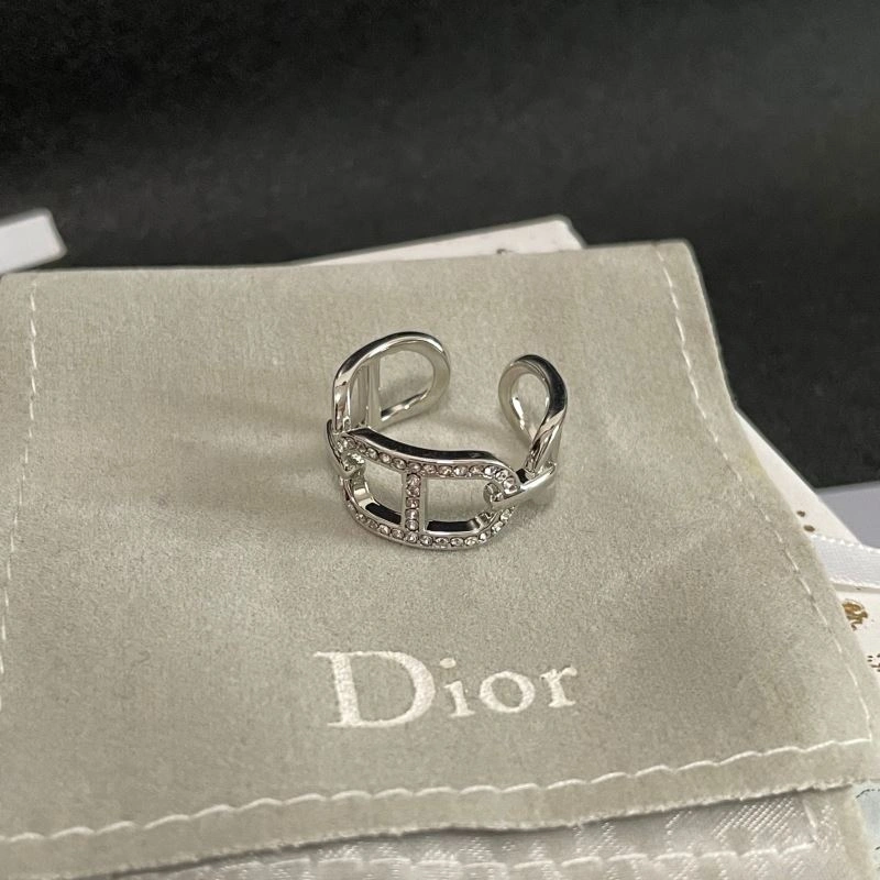 Top mirror Christian Dior Rings
