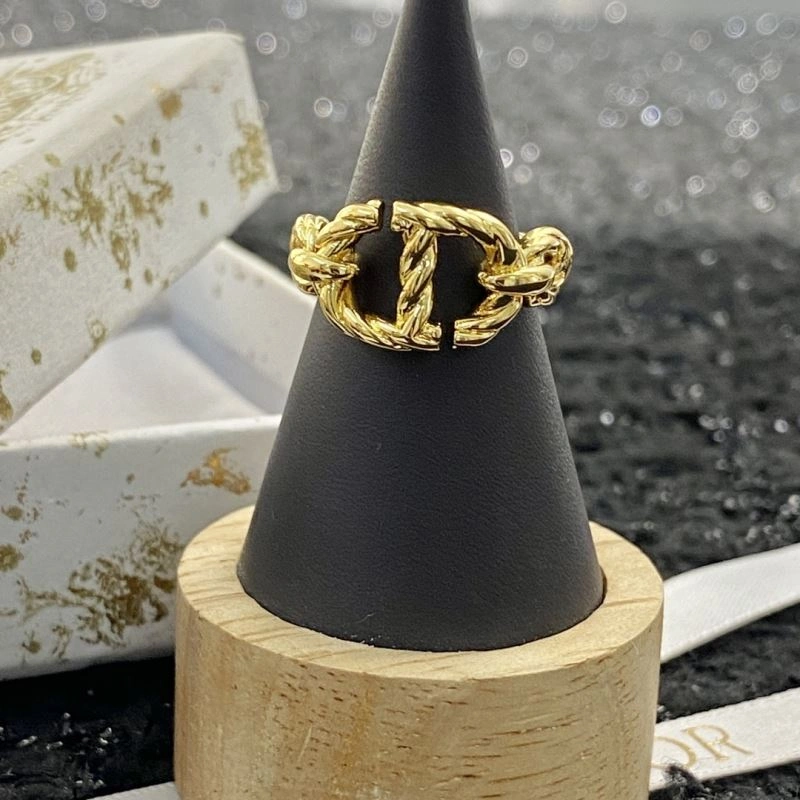 Low-cost Christian Dior Rings