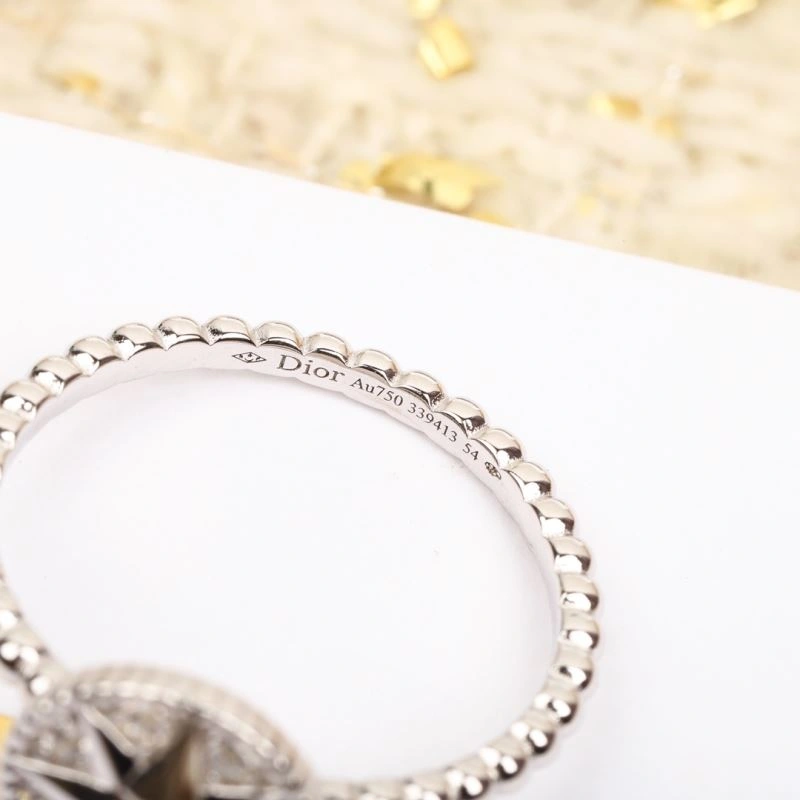 Top mirror Christian Dior Rings