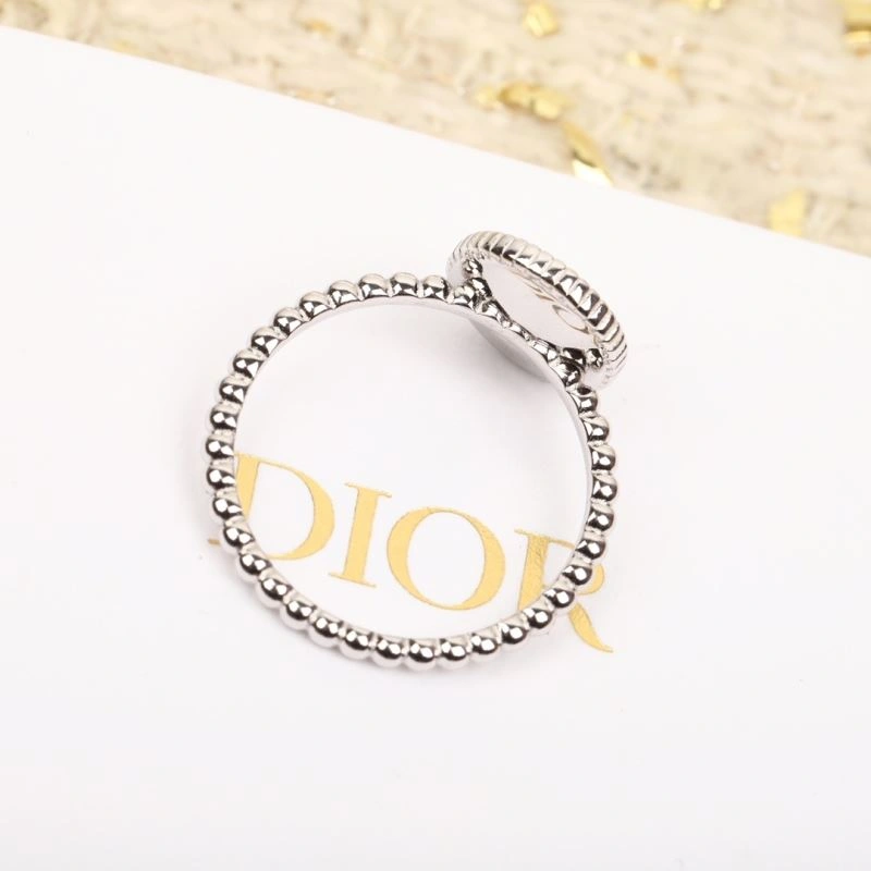 Top mirror Christian Dior Rings