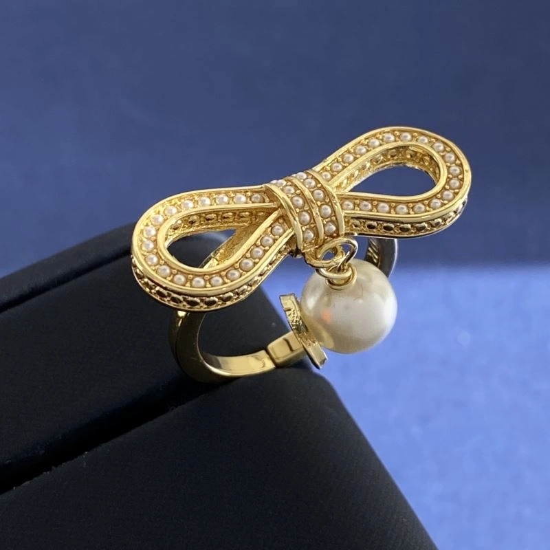Accurate model Christian Dior Rings