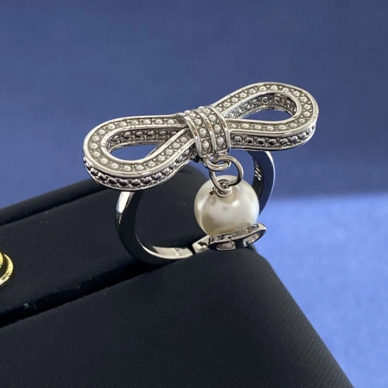 Accurate model Christian Dior Rings