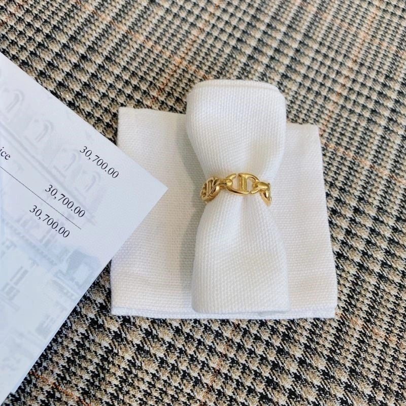 Top mirror Christian Dior Rings