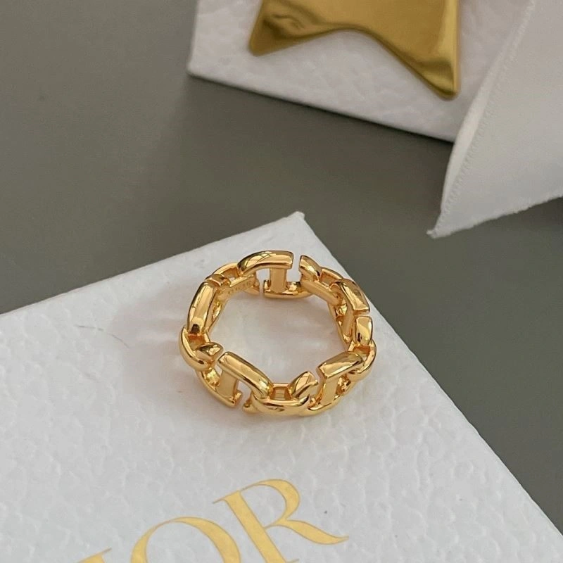 Top mirror Christian Dior Rings
