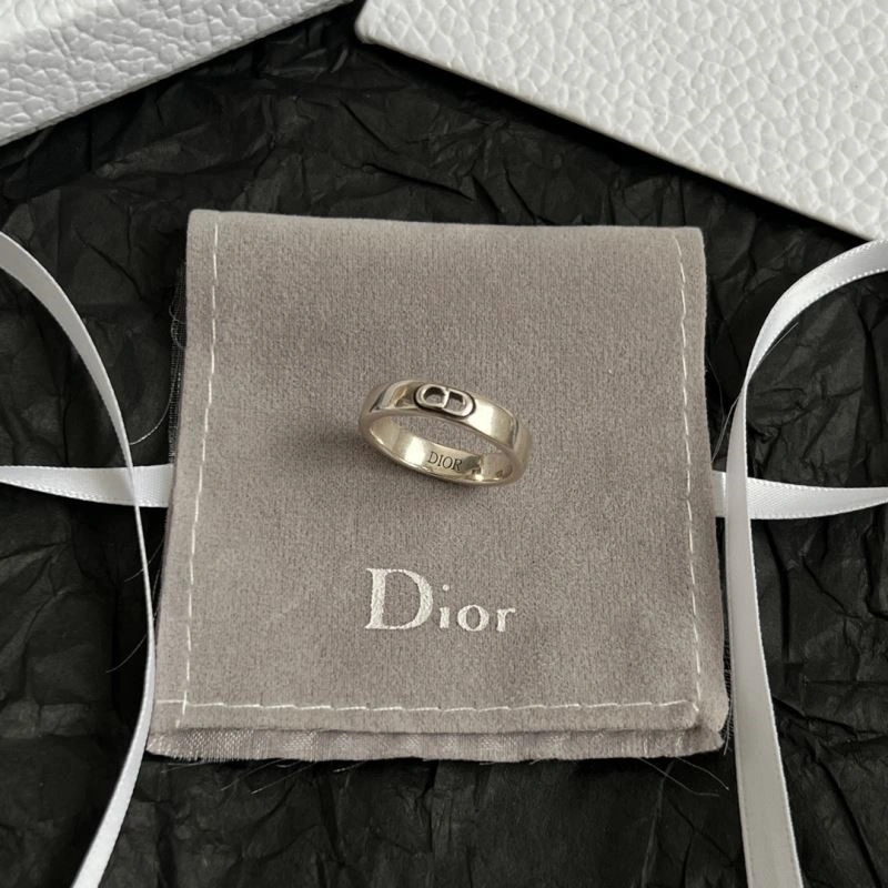 Low-cost Christian Dior Rings