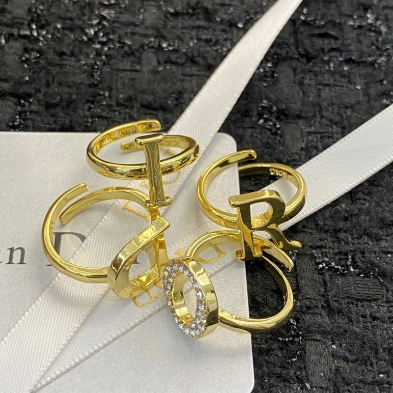 Top mirror Christian Dior Rings