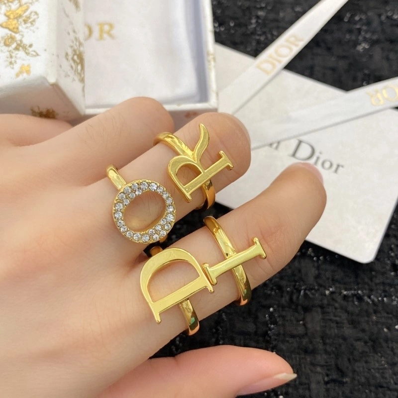 Top mirror Christian Dior Rings