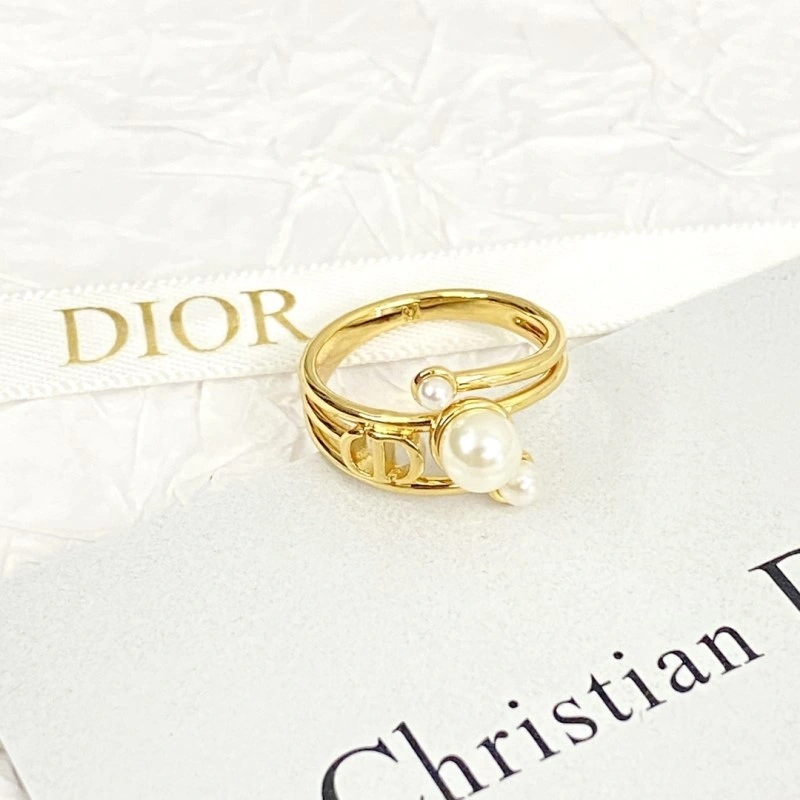 Top match Christian Dior Rings