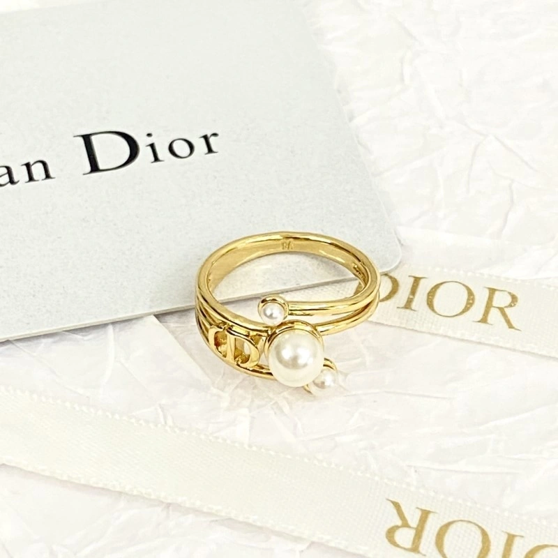 Top match Christian Dior Rings