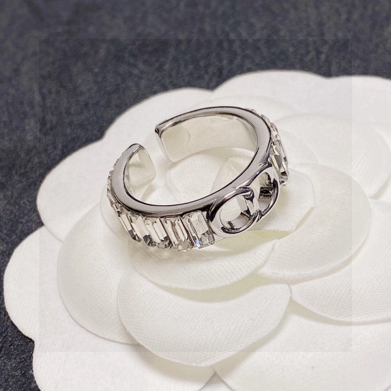 Low-cost Christian Dior Rings