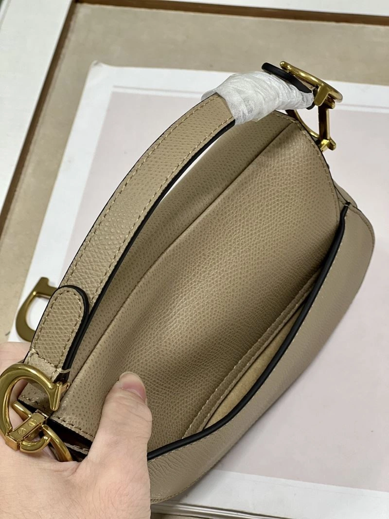 Accurate model Christian Dior Saddle Bags