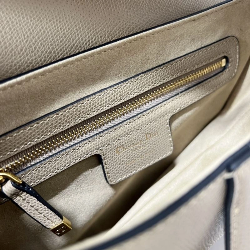 Accurate model Christian Dior Saddle Bags