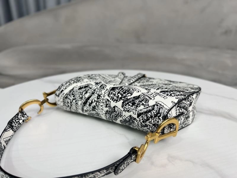 Top mirror Christian Dior Saddle Bags