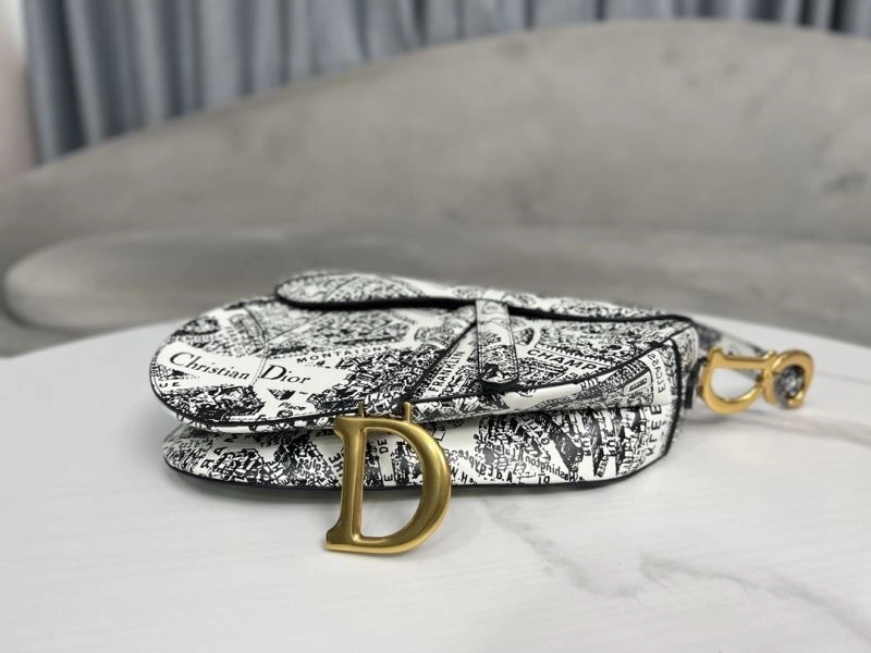 Top mirror Christian Dior Saddle Bags