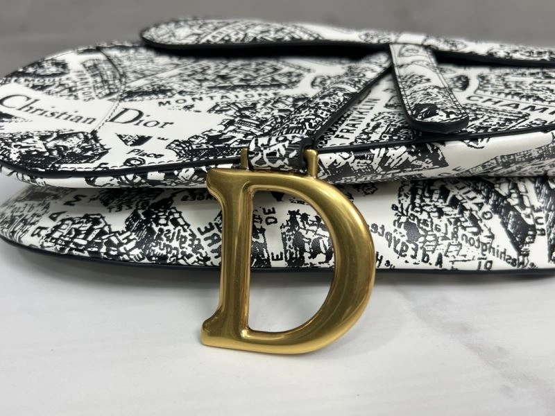 Top mirror Christian Dior Saddle Bags