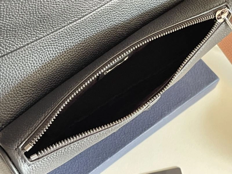 High accuracy Christian Dior Saddle Bags