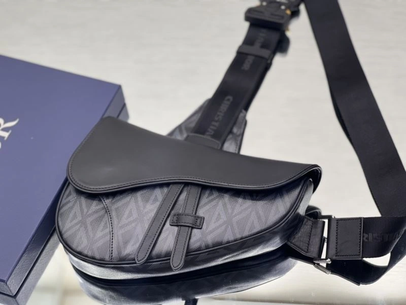 Cut-rate Christian Dior Saddle Bags