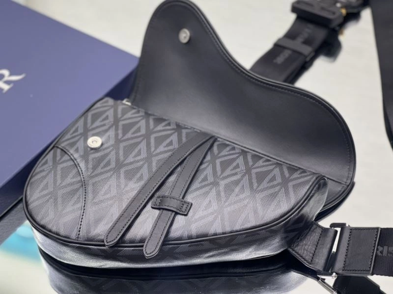 Cut-rate Christian Dior Saddle Bags