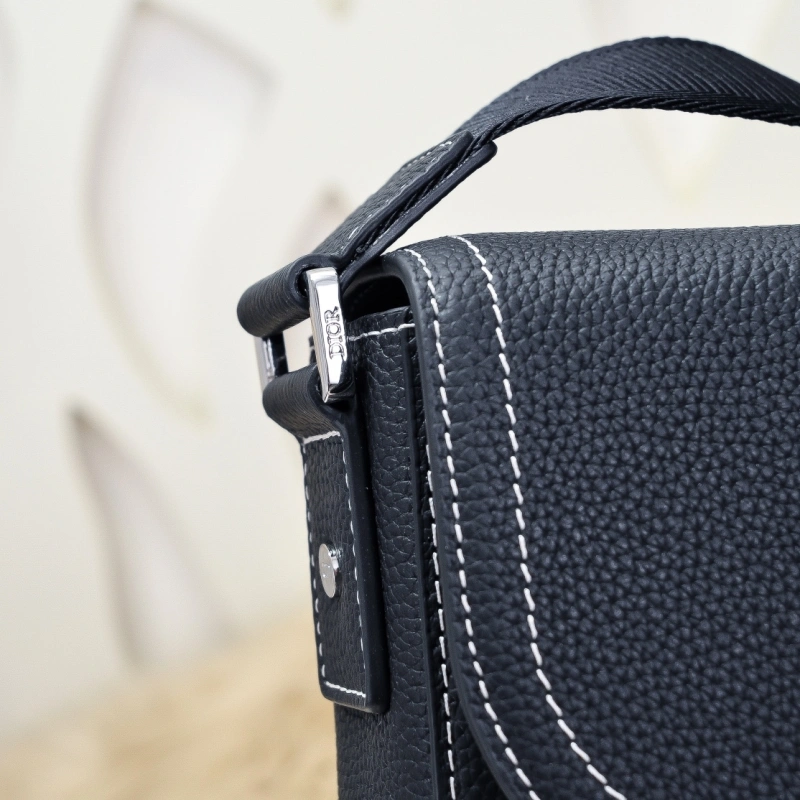 Cut-rate Christian Dior Saddle Bags
