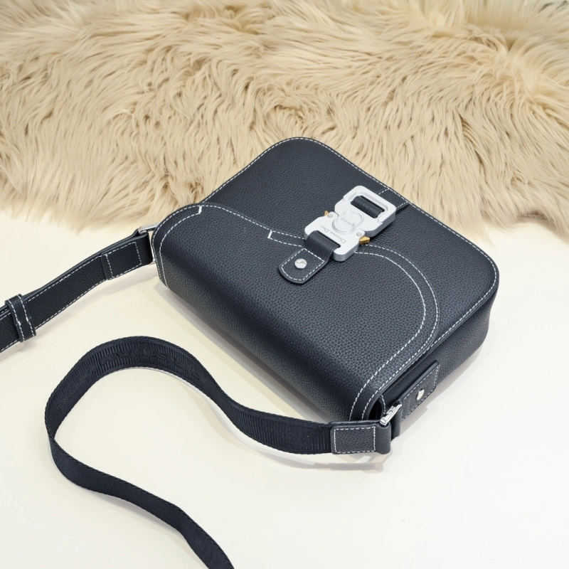 Cut-rate Christian Dior Saddle Bags
