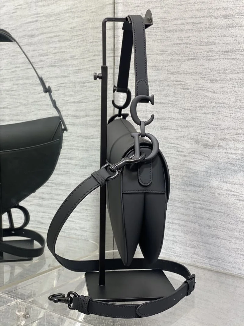 High fidelity Christian Dior Saddle bags