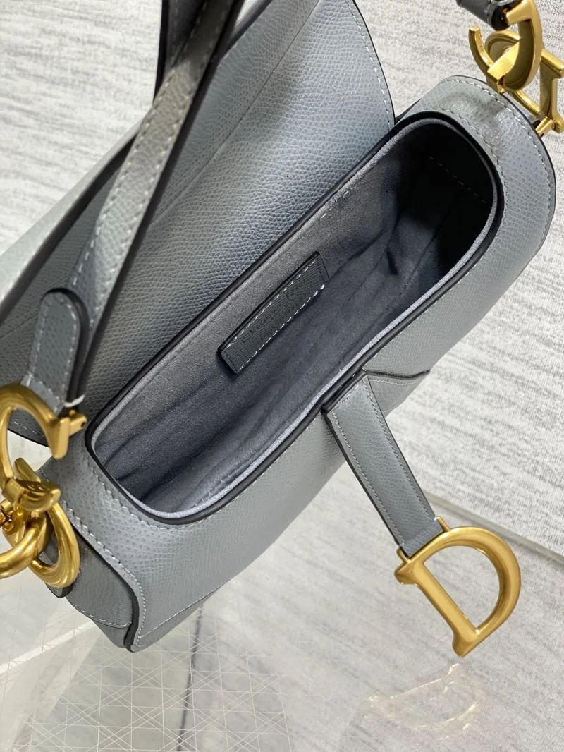 High fidelity Christian Dior Saddle bags