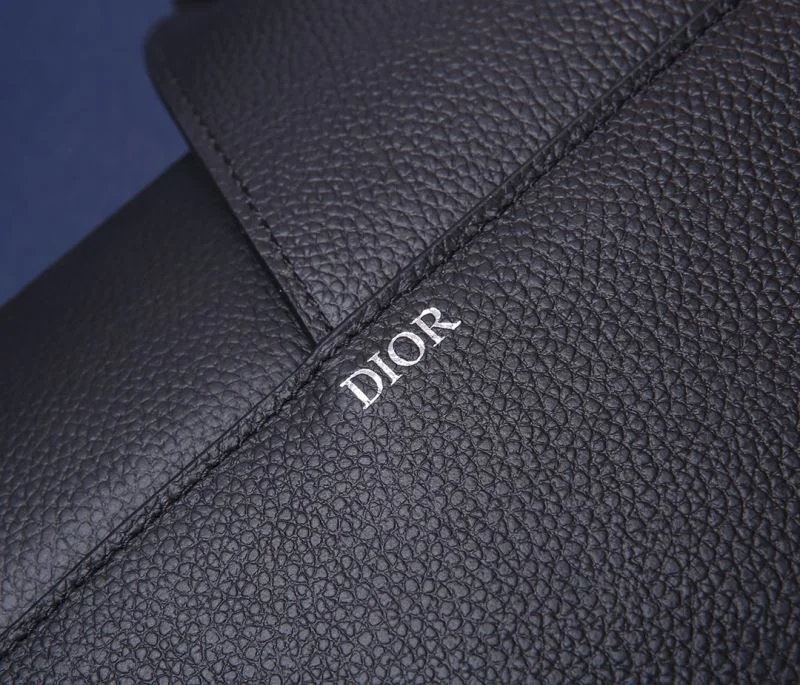 Low-cost Christian Dior Saddle bags