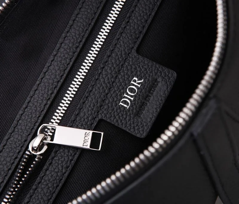 Low-cost Christian Dior Saddle bags