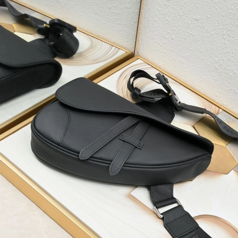 Top mirror Christian Dior Saddle bags