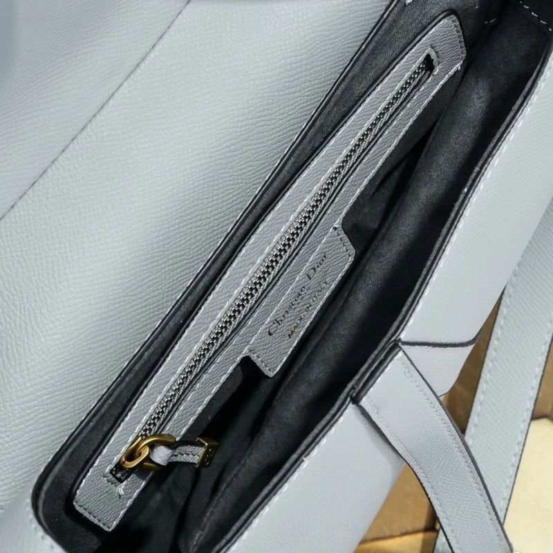 Low-cost Christian Dior Saddle bags