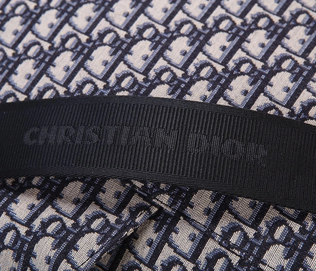 Factory-made Christian Dior Saddle bags