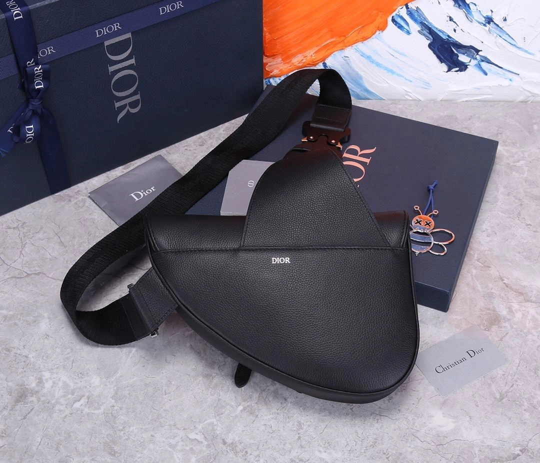 Inexpensive Christian Dior Saddle bags