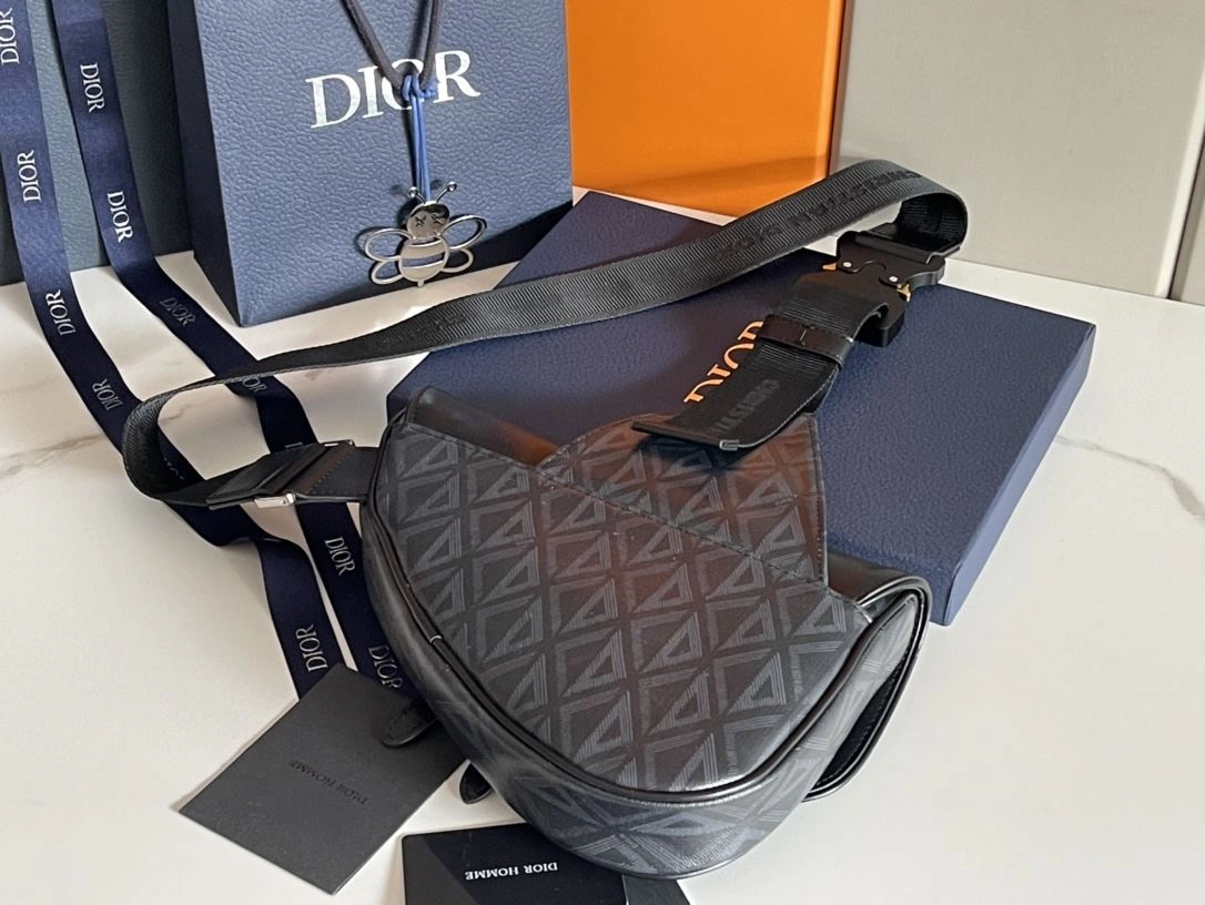 1:1 copy Christian Dior Saddle bags