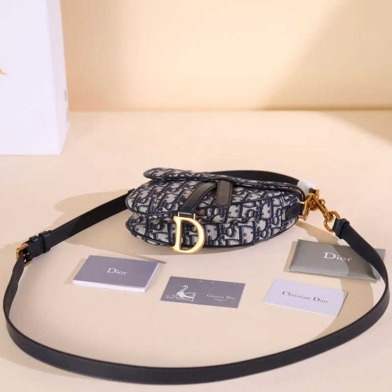 Low-cost Christian Dior Saddle bags