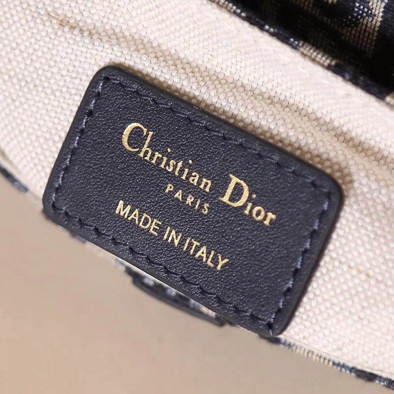 Low-cost Christian Dior Saddle bags