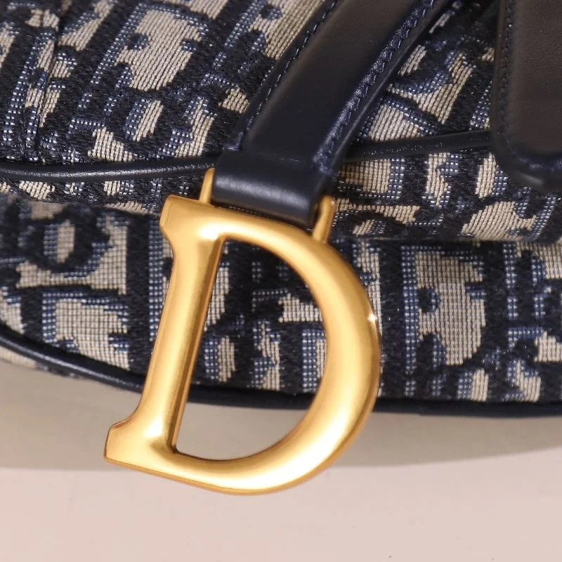 Low-cost Christian Dior Saddle bags